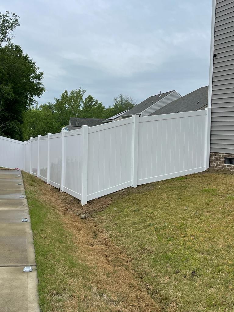 Vinyl Fence - Sunrise Fence